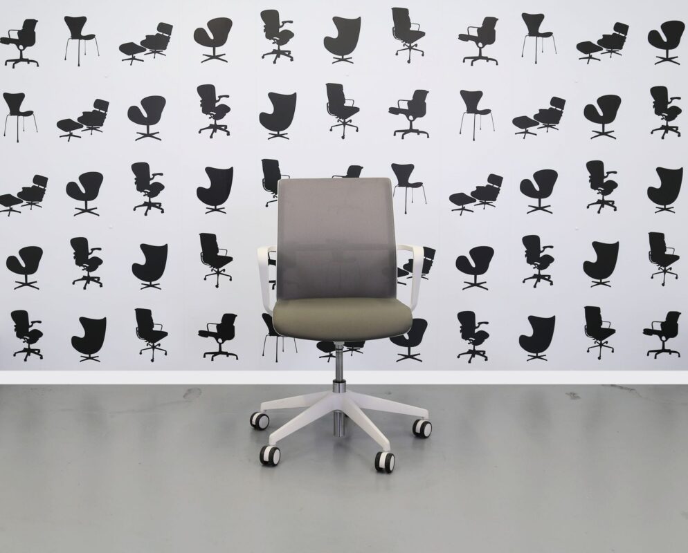 Refurbished Senator Office CR2- Light Grey - Corporate Spec